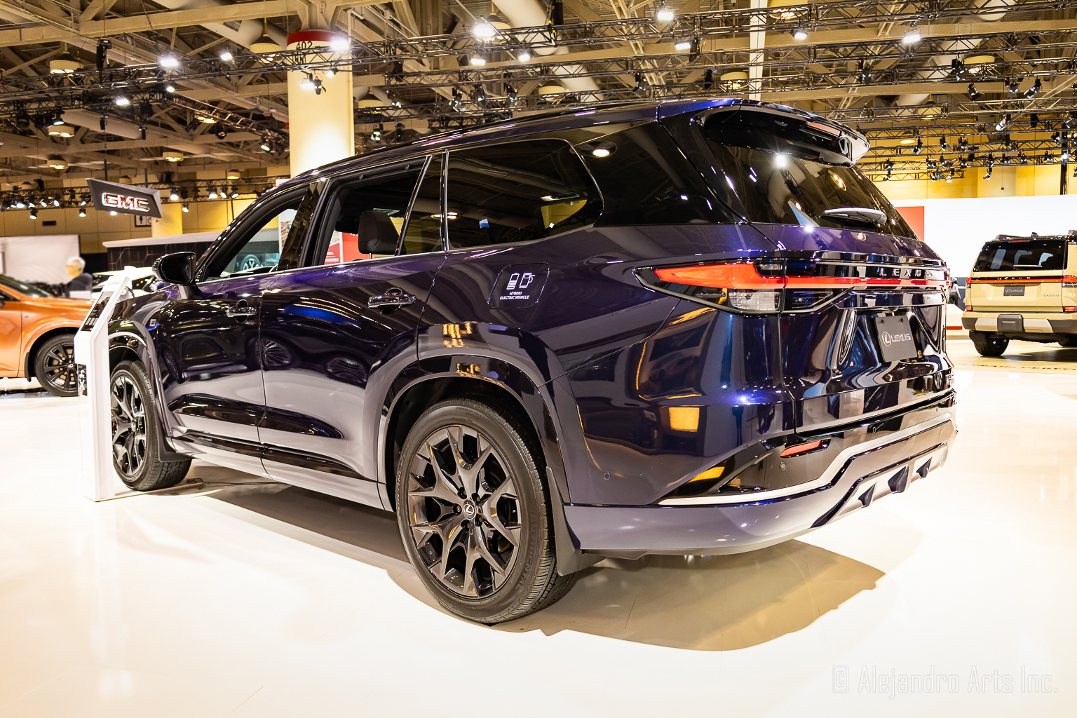LEXUS TX - Virtual Car Gallery